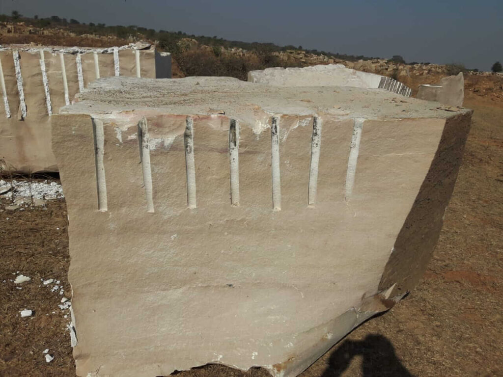 Dholpur Red stone images - Shekhar Stone